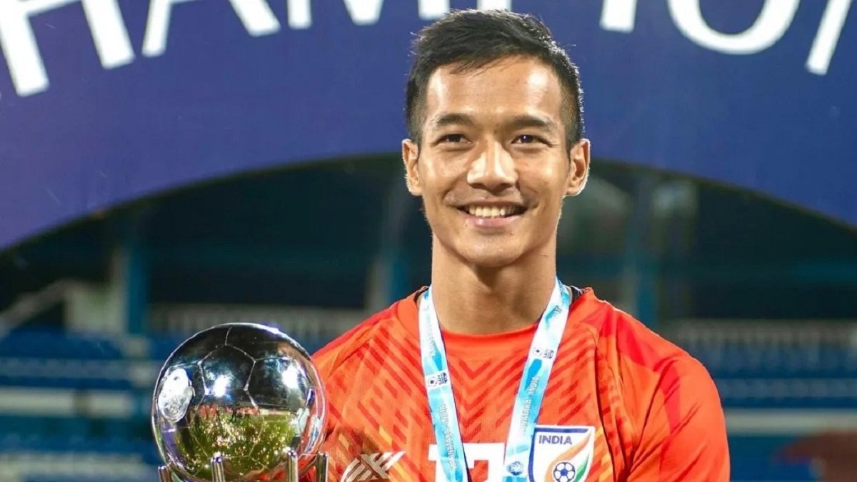 Mizoram's football sensation Lallianzuala Chhangte named Mumbai City FC ...